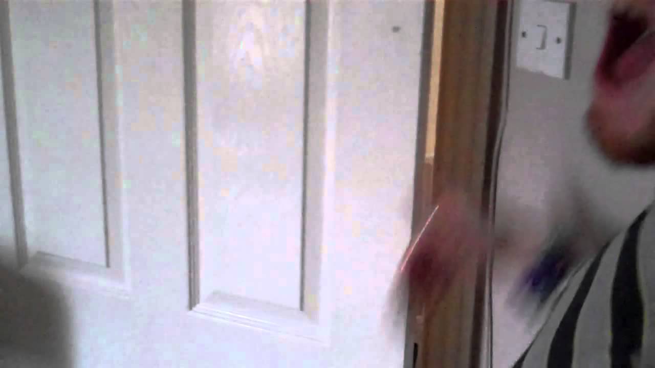 hand gets smashed on door - YouTube