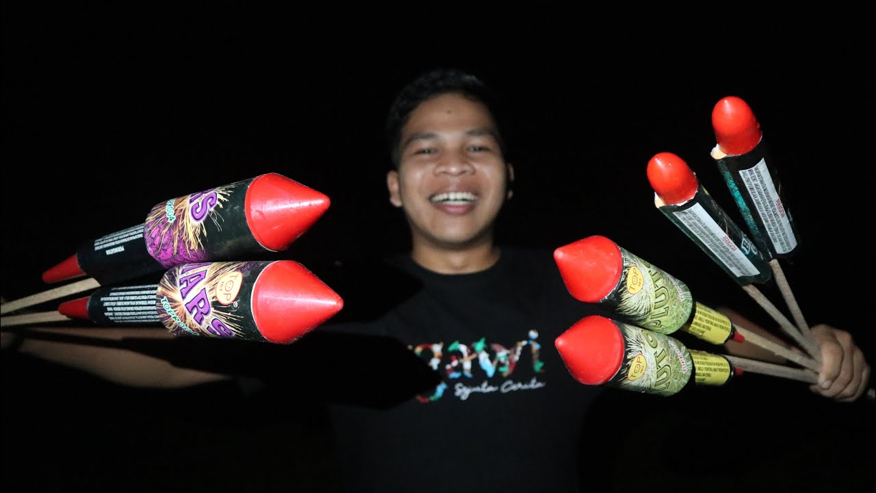 NYUMET MERCON ROKET PLUTO DAN MARS TERBESAR SUARANYA MANTAB!!! - YouTube