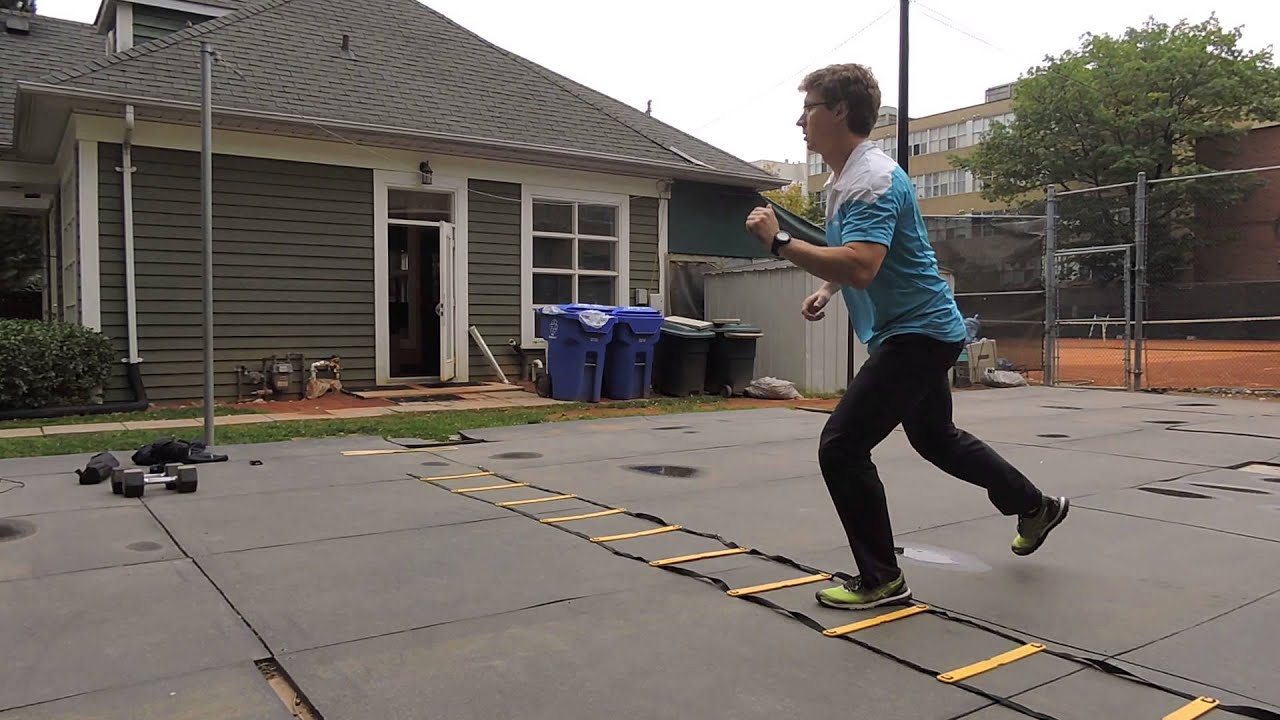 Lunge and squat in ladder - YouTube