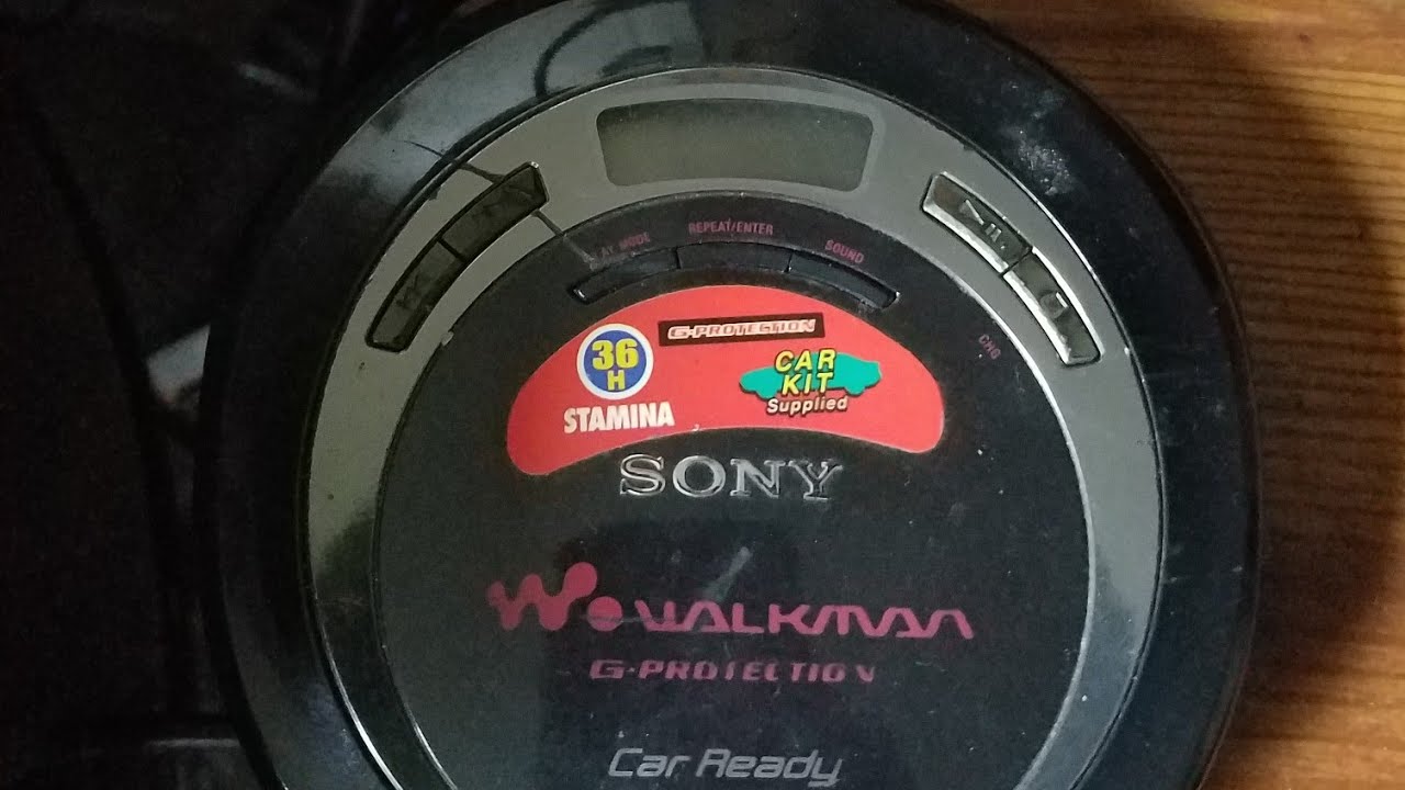 TFTLP Ep: 218 Run messes with a Old CD Player - YouTube