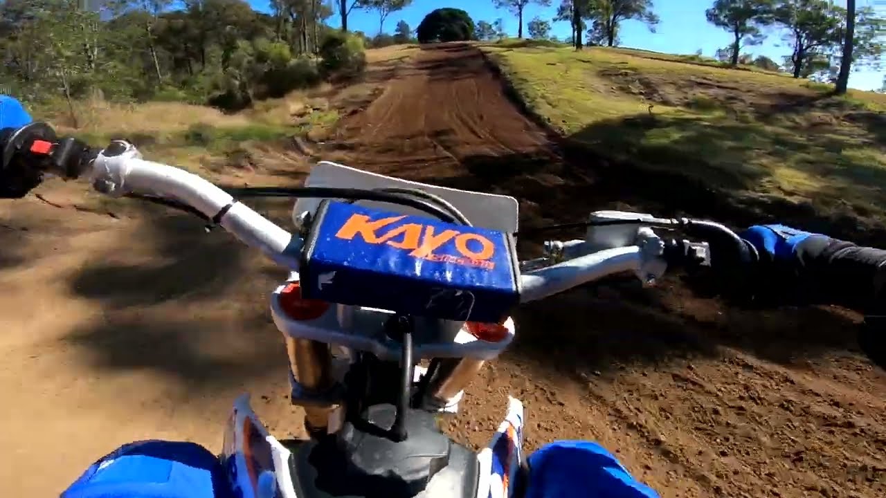 RIDING KAYO T4 250CC (BEGINNER RIDER) - YouTube