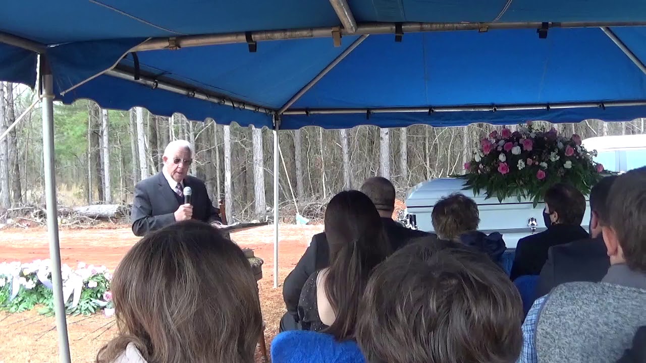 Graveside Services for Mrs. Doris Tart - YouTube