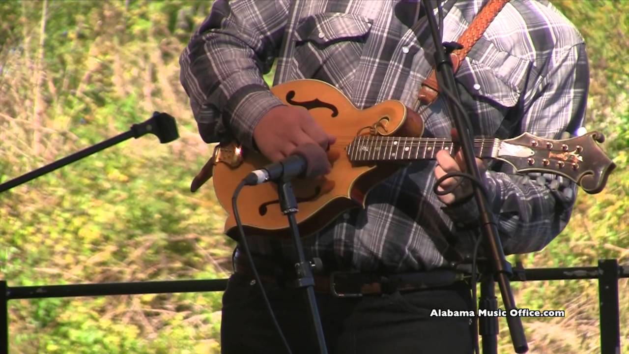 Ginger Boatwright at Kentuck Festival of the Arts - YouTube