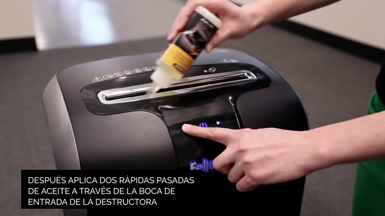 Cómo lubricar tu destructora Fellowes - YouTube