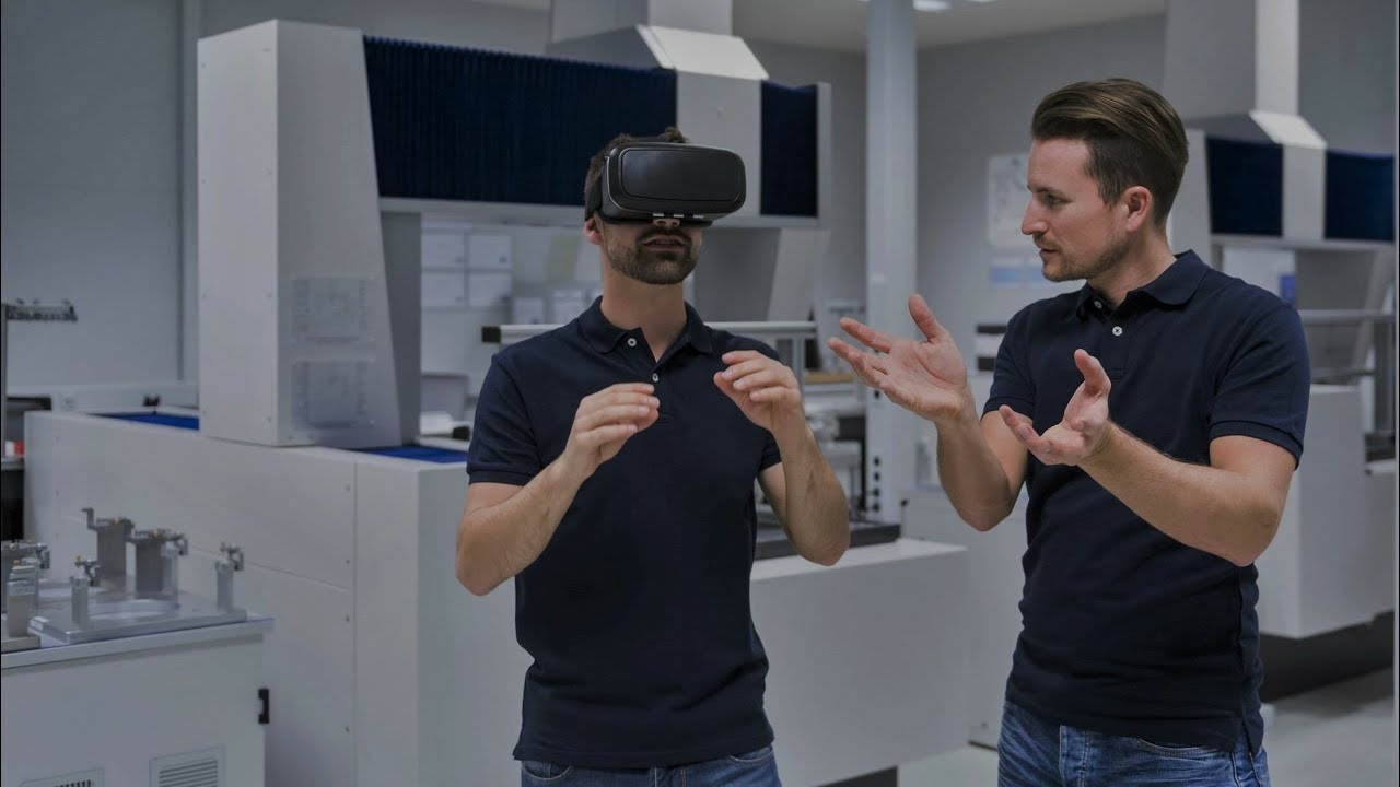 DEMO: Hosting group training sessions in VR with Viar360 - YouTube