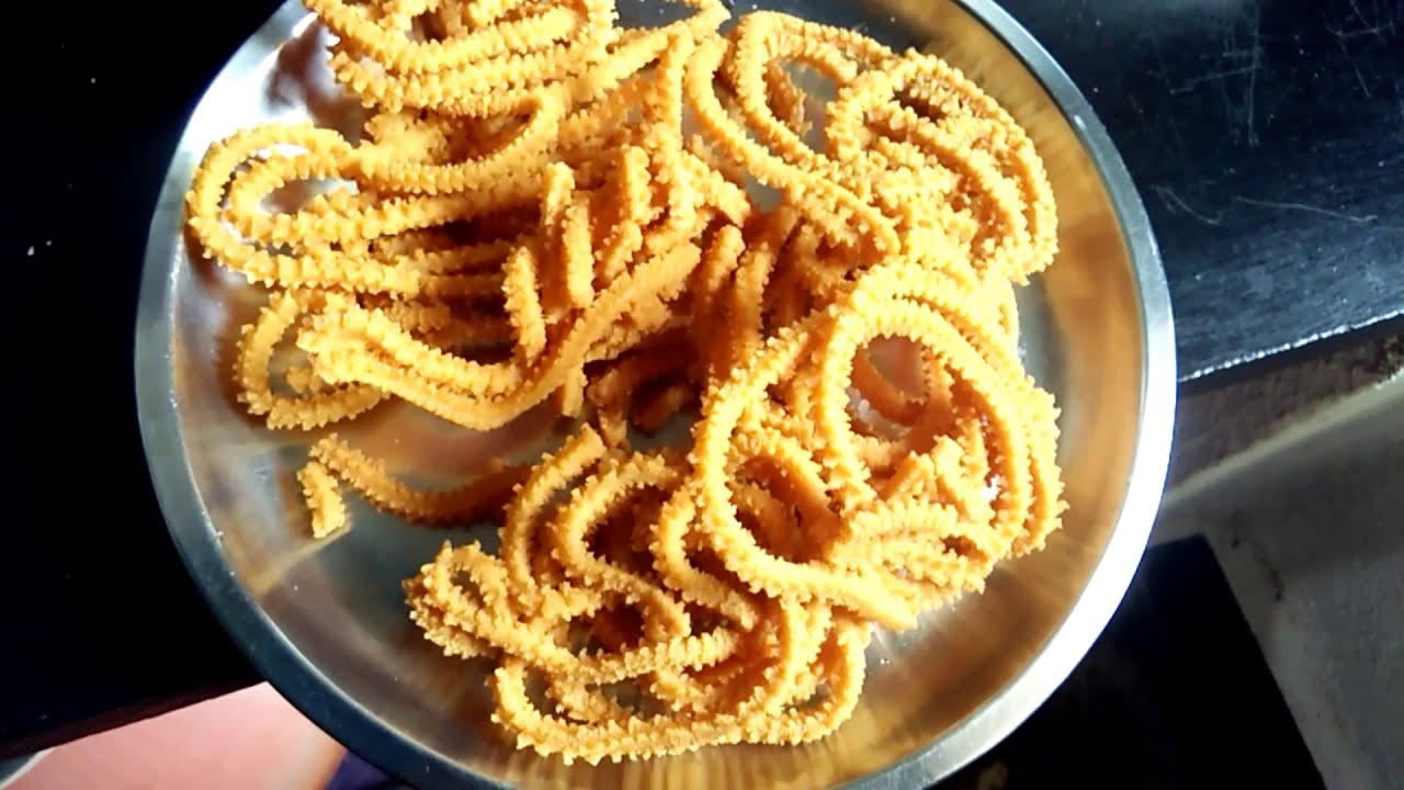 Biyampindi karalu(చెక్కిలాలు, జంతికలు)||murukulu#how to make jantikalu ...