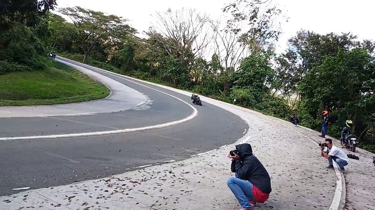 Devils corner in marilaque - YouTube