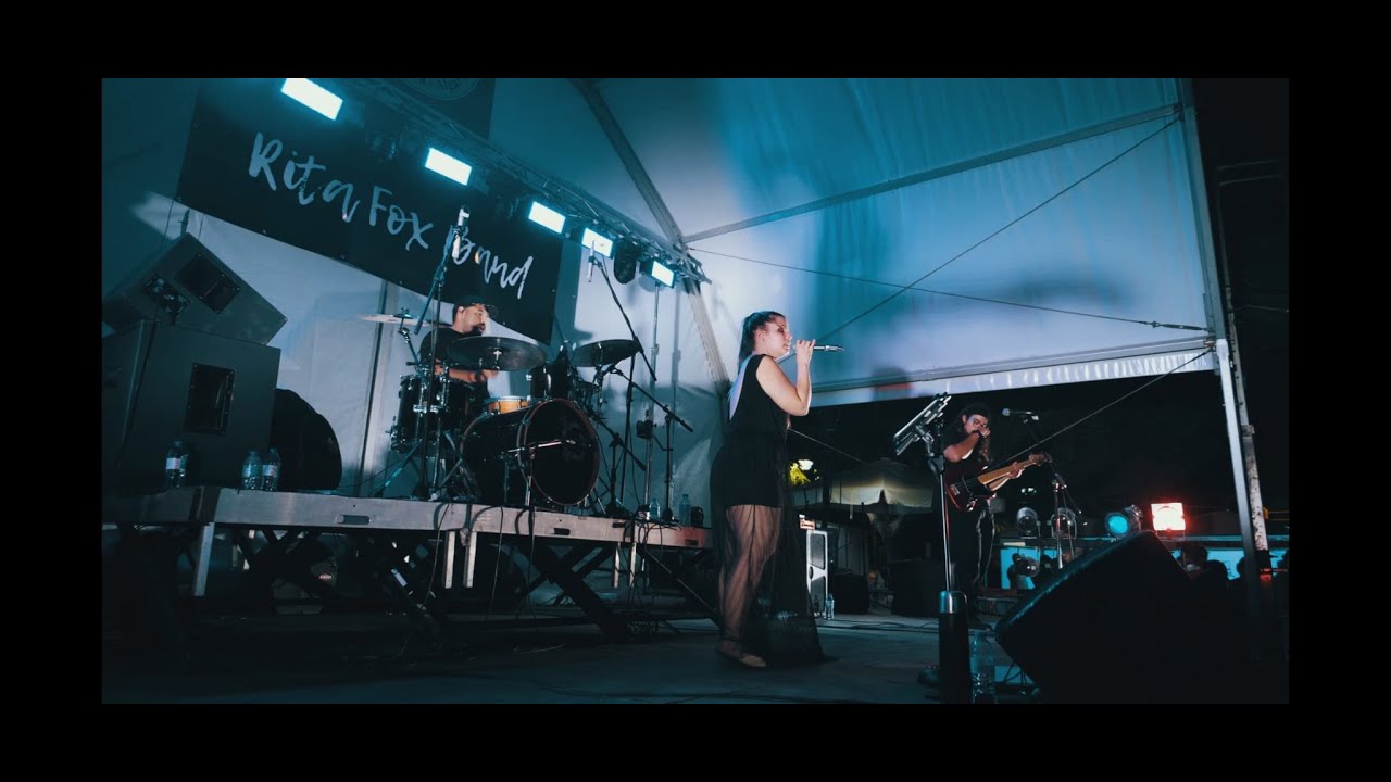 Rita Fox Band Recap Motards Show - YouTube