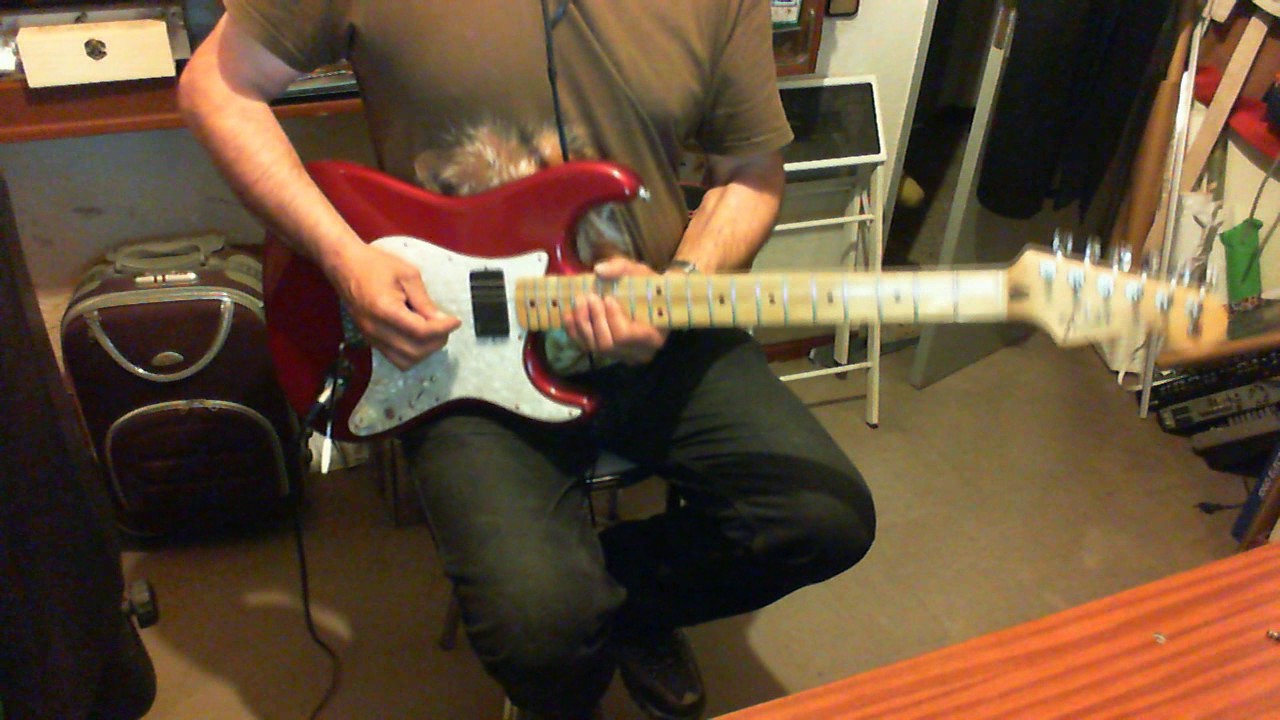 EVH 5153 50w Blue - YouTube
