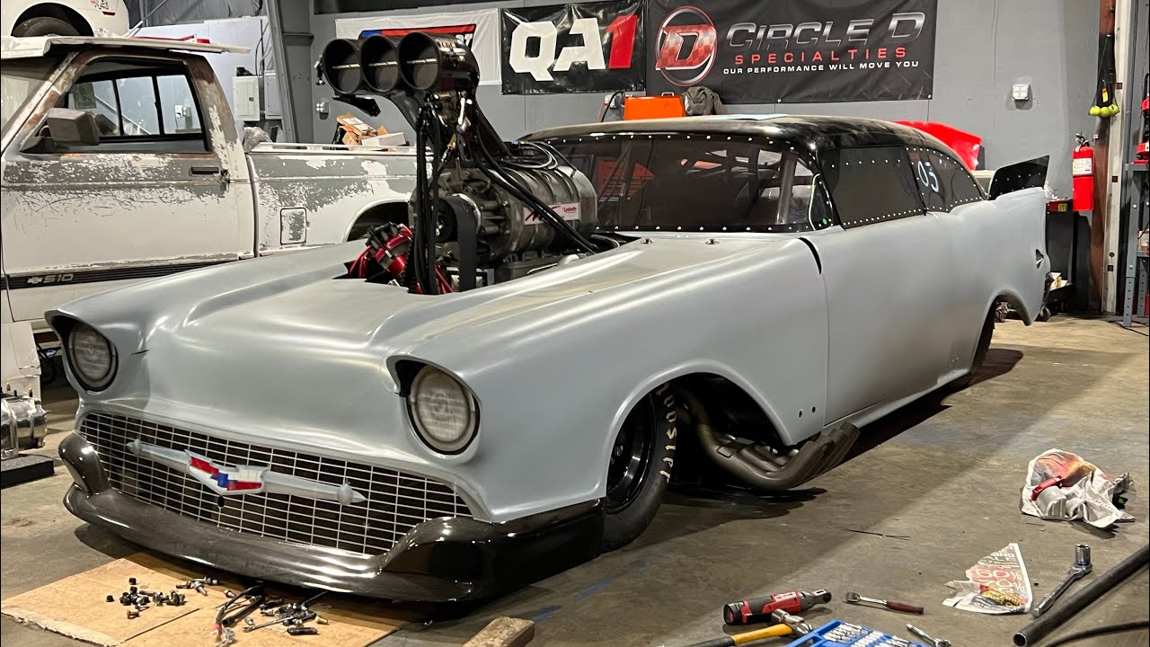 Installing our MASSIVE 9.8L Whipple SUPERCHARGER!!!! - YouTube