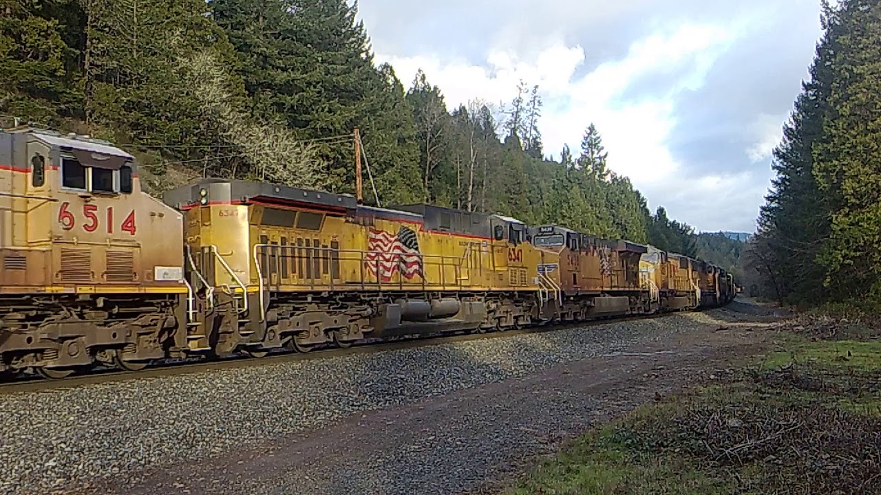 Pacific Northwest Trains - YouTube