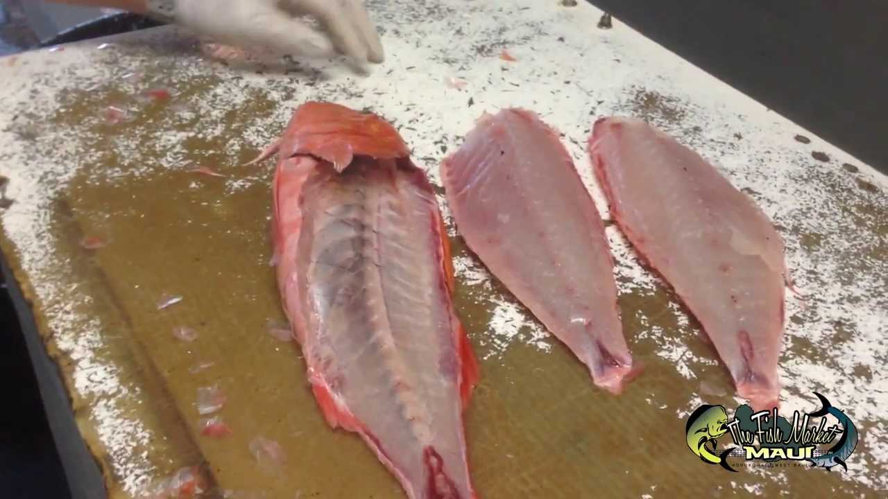 Moi Lua Fish Cutting @ Fish Market Maui - YouTube