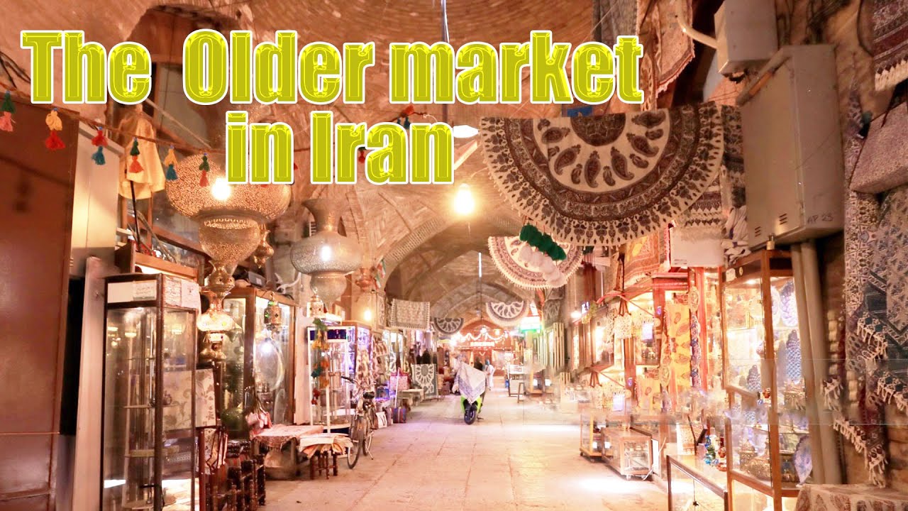 Walk with me in the old market in Iran | Qaysarieh market, Isfahan ...