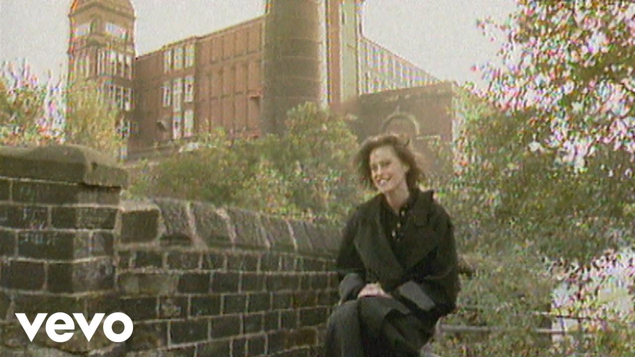 Lisa Stansfield - Lisa In Rochdale (Real Life Documentary) - YouTube