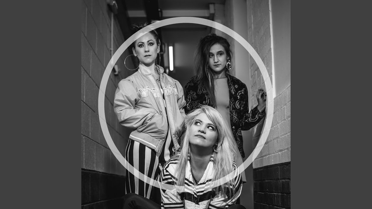 Smokey Red - YouTube