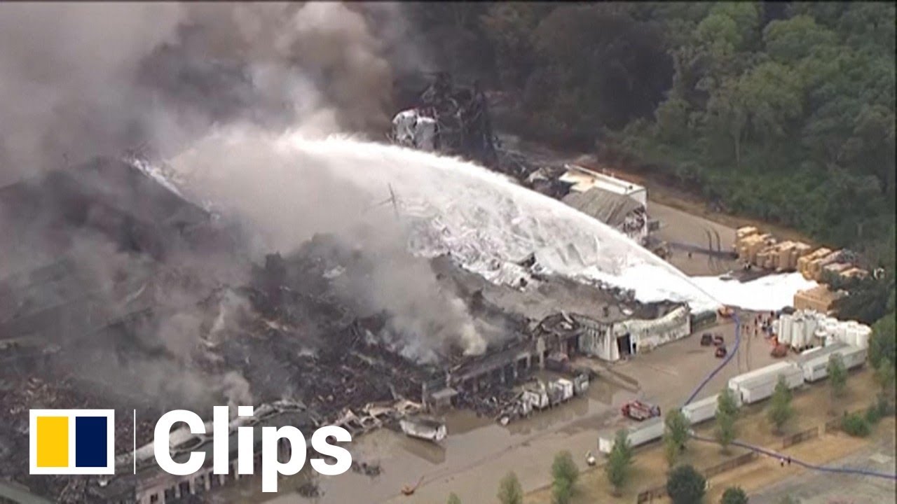 Massive fire at Illinois chemical plant burns for a second day - YouTube