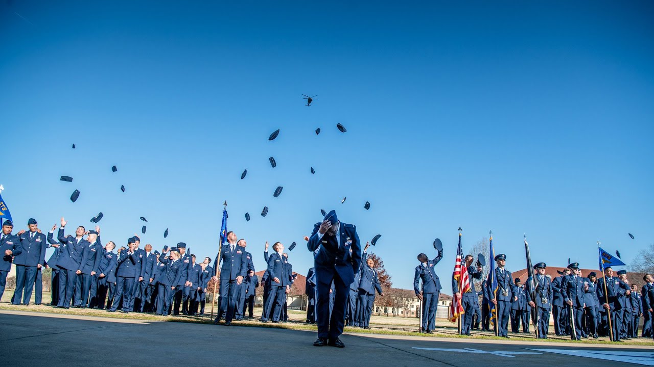 OTS 25-05 GRADUATION PARADE - YouTube