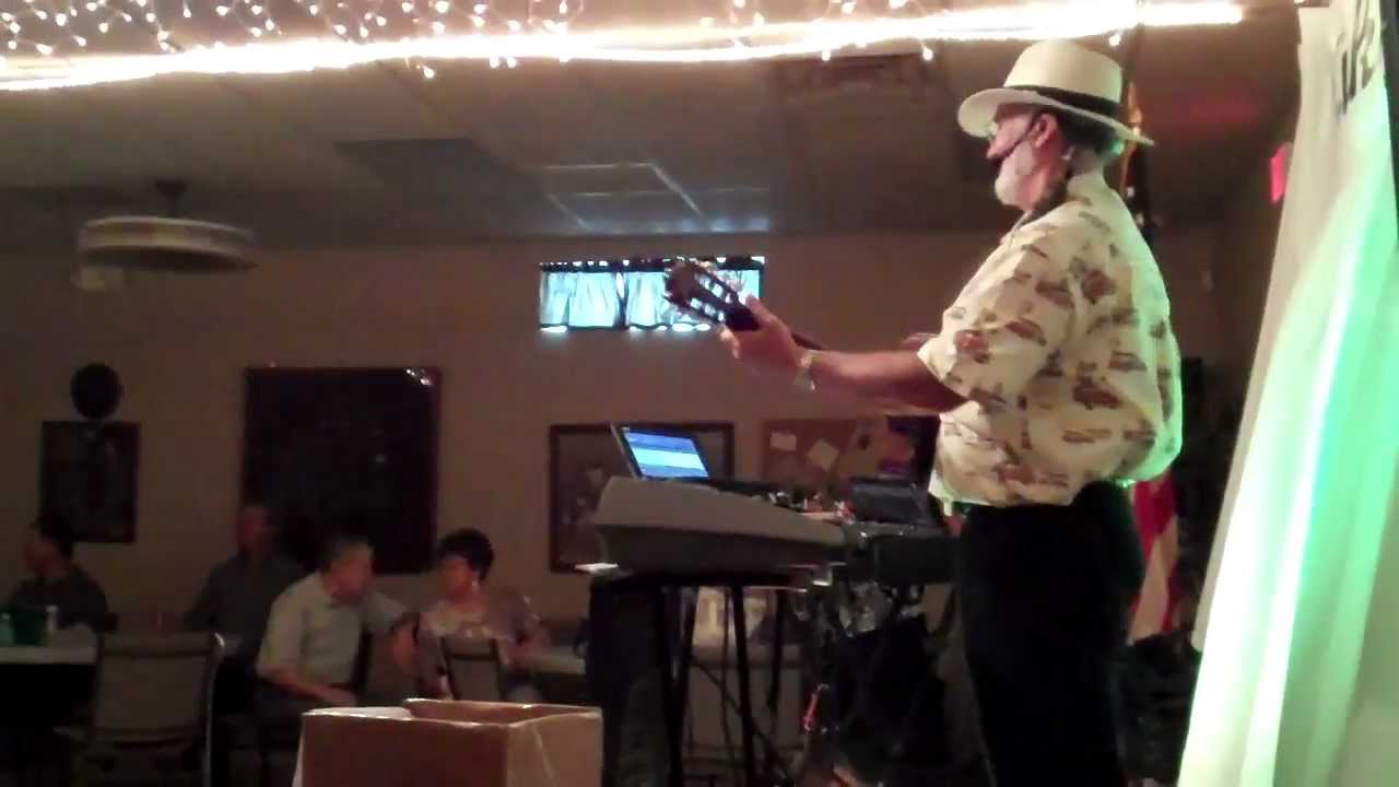 Mike Laine Live I'm Pretty Good at Drinking Beer 8 29 2011 - YouTube