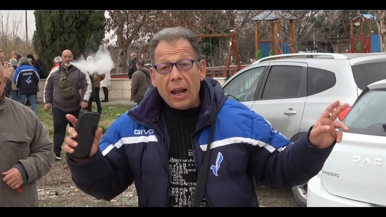 ΤΟΝ ΕΚΑΝΕ ΝΑ ΠΑΡΑΜΙΛΑΕΙ ΤΟΝ ΠΡΟΕΔΡΟ ΤΟΥ ΑΤΙΚΟΥ ΣΥΛ Ο ΚΟΥΡΕΑΣ ΣΤΗ ΒΕΡΟΙΑ ...