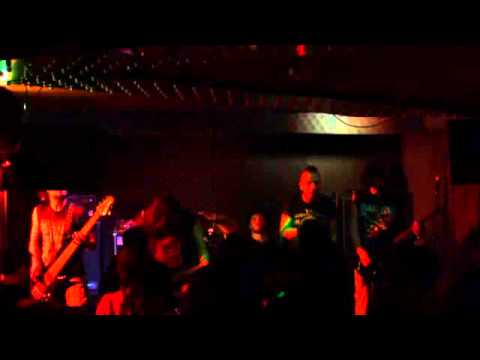 MARY JANE HITS - Bury Me In Smoke (Down Cover - Live at Pulp Live/Istanbul)