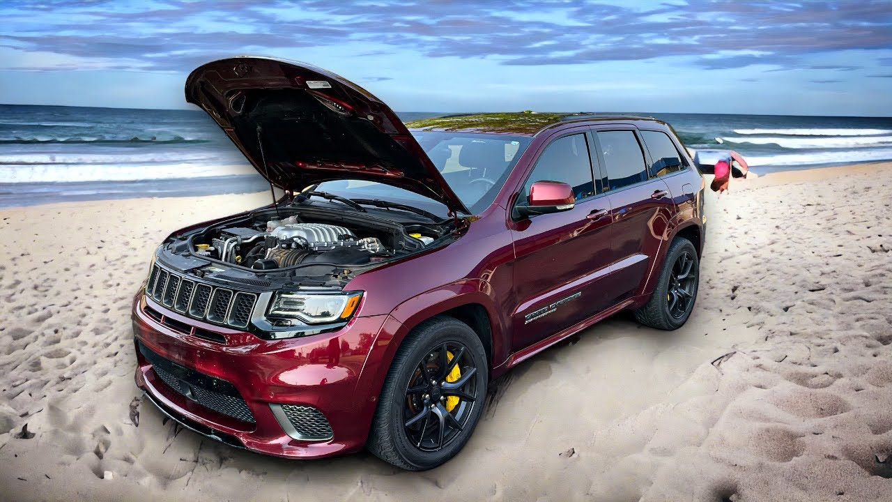 TRACKHAWK GOES TO EASTSIDE CHICAGO BEACH - YouTube