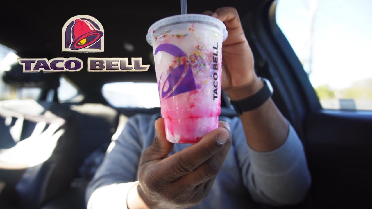 First Impressions On Taco Bell (Confetti Cookie Freeze)… - YouTube