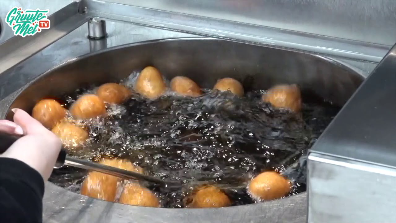 Den beste smoutebol, steun de fuur - Carnaval Halle 2021 - YouTube