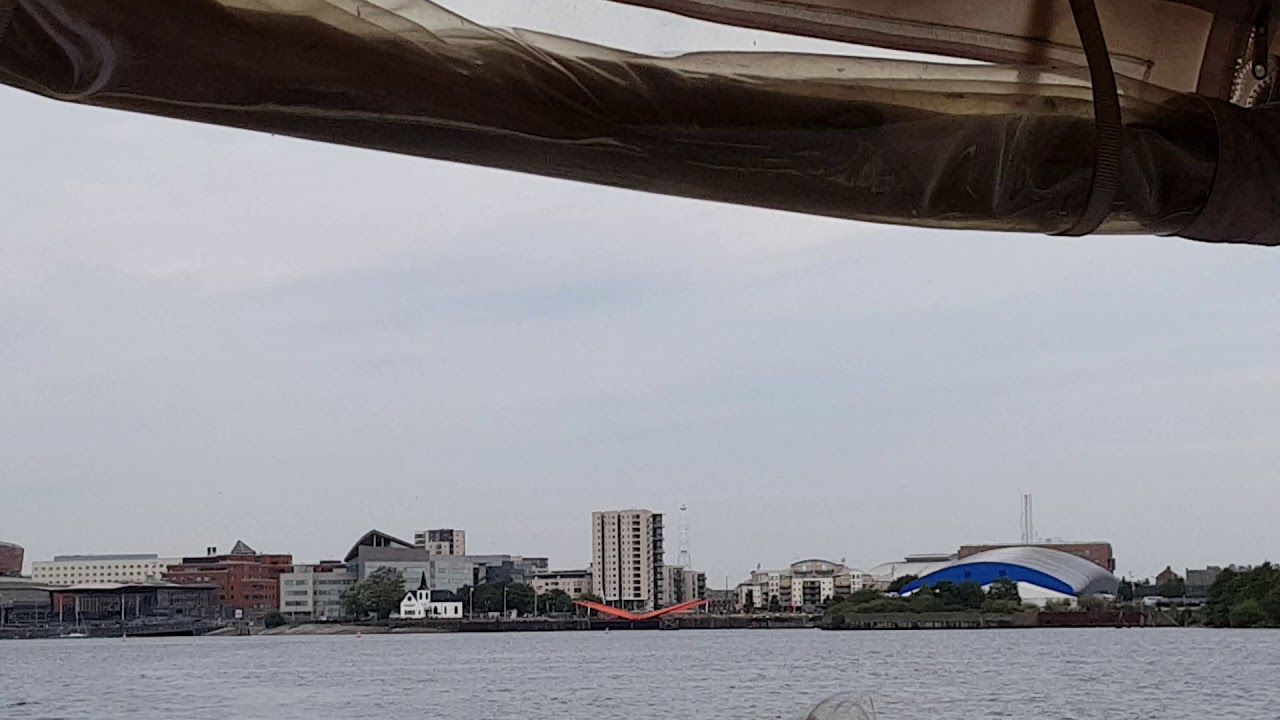 Cardiff Bay boat ride - YouTube