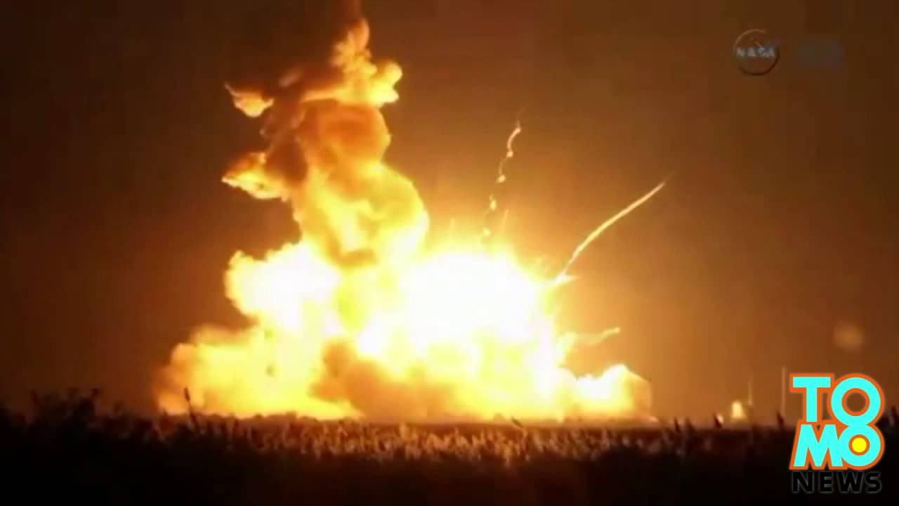 VIDEO: Explosion d’une fusée de la NASA en plein vol - YouTube