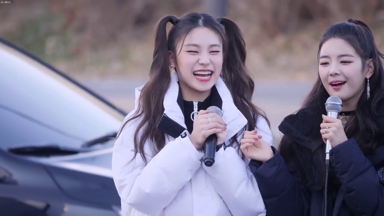 190309 있지 ITZY YEJI 첫 팬미팅 입장 및 인사, 말리지마 예지 YEJI 4K 직캠 Fancam 쇼! 음악중심 미니 ...
