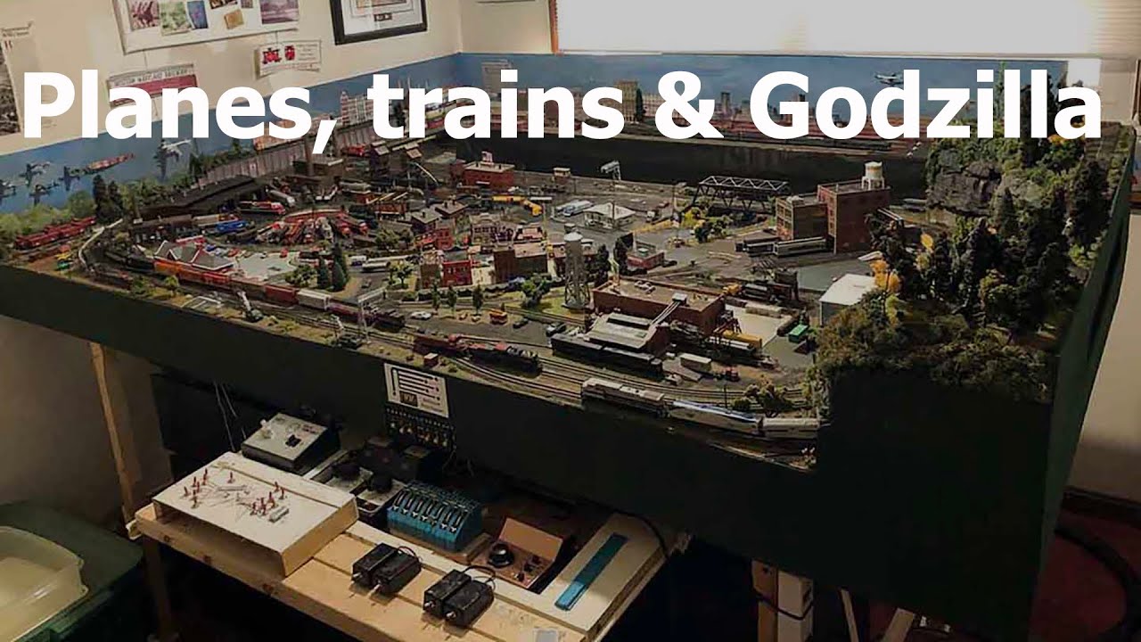 Jeff's model railroad - planes, trains and Godzilla - YouTube