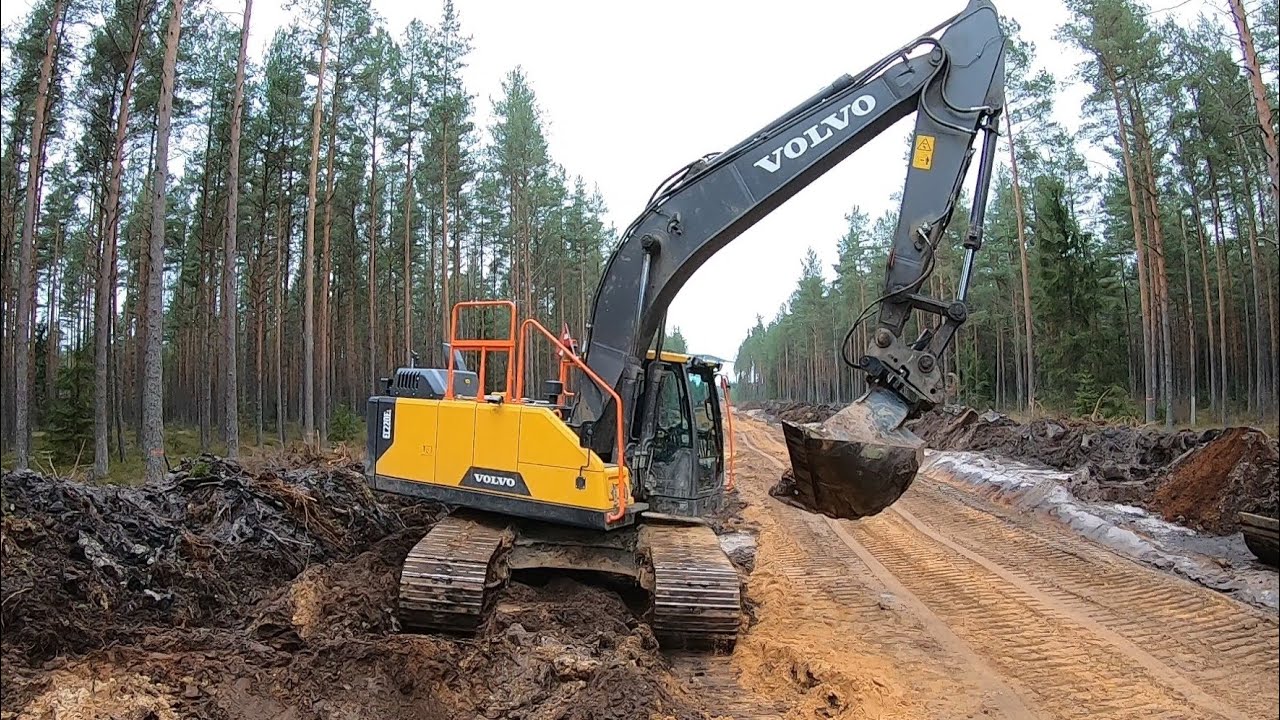 600 Meter Long Ditch - YouTube