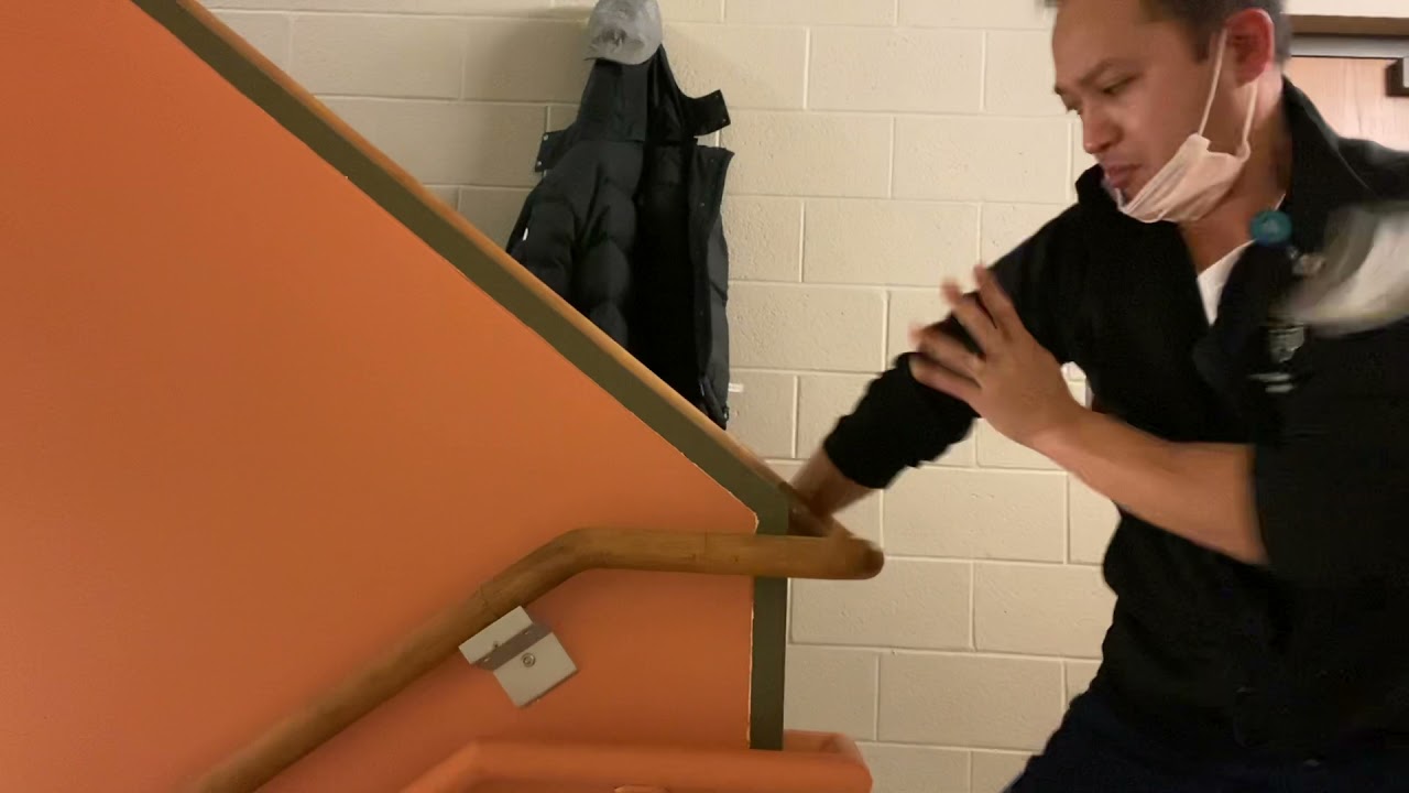 Kung fu rolling conditioning method - YouTube