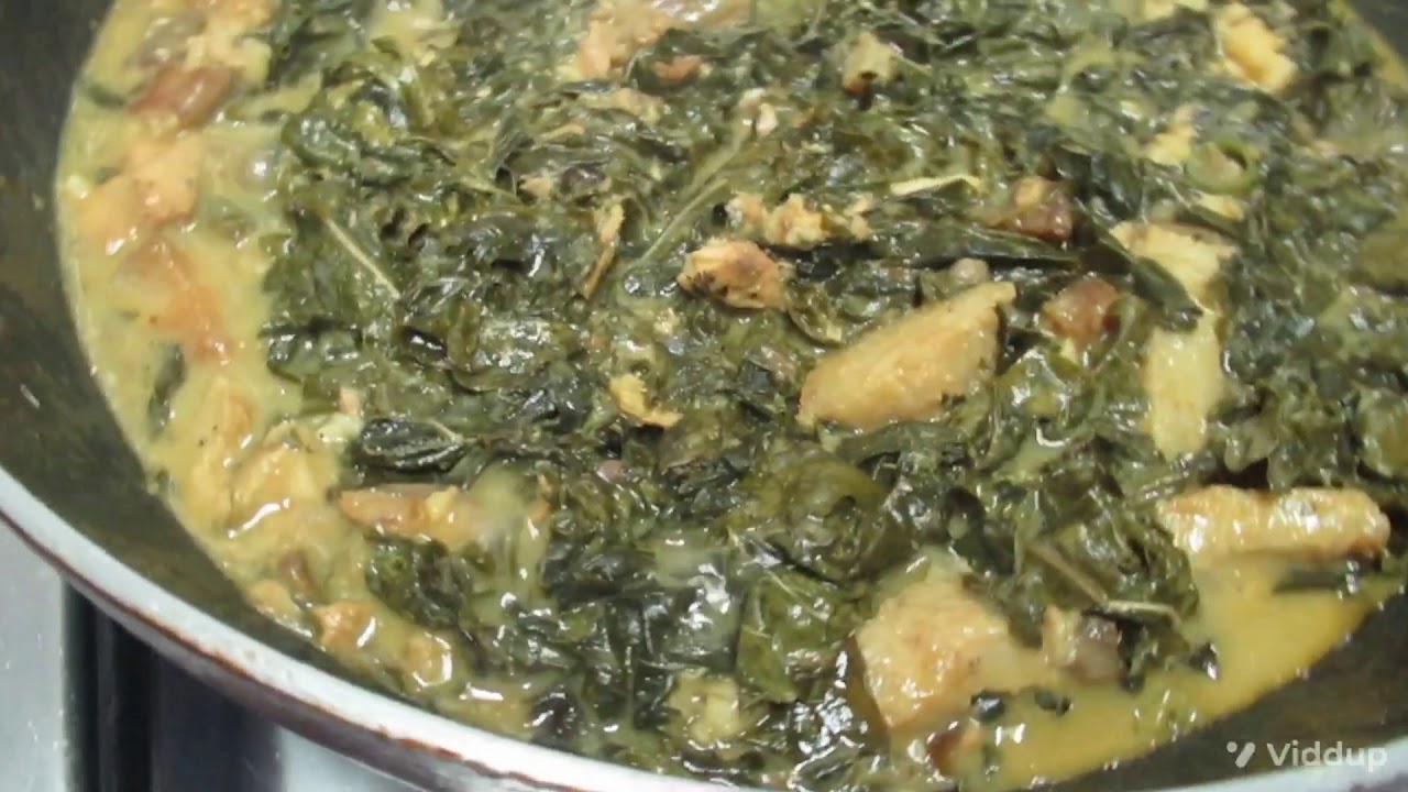 Laing with Crispy Pork - YouTube