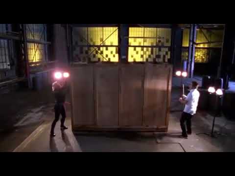 Chuck and Sarah || S01E09 || First Kiss