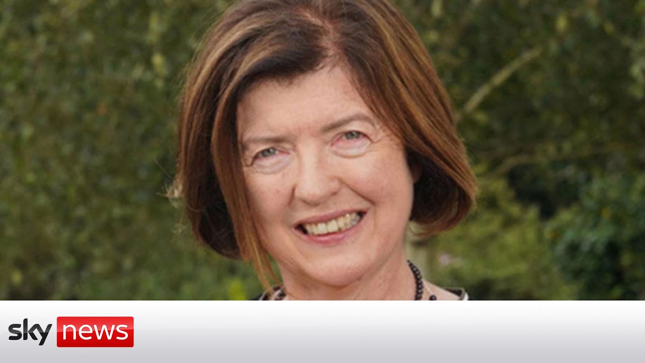 Labour leader appoints Sue Gray as new Chief of Staff - YouTube