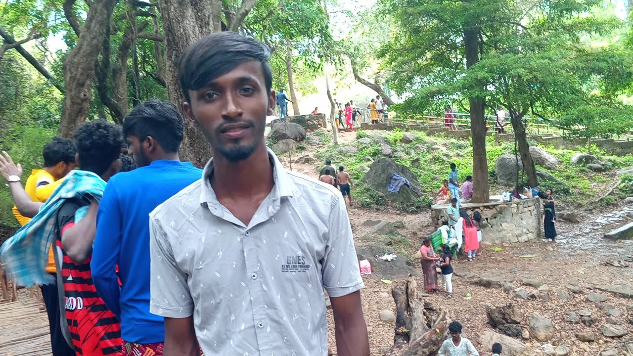 Kalakad Thalayanai Water Falls🏞️ செம குளிர்🥶 Adipoli View😻🦋 | Vlog in ...