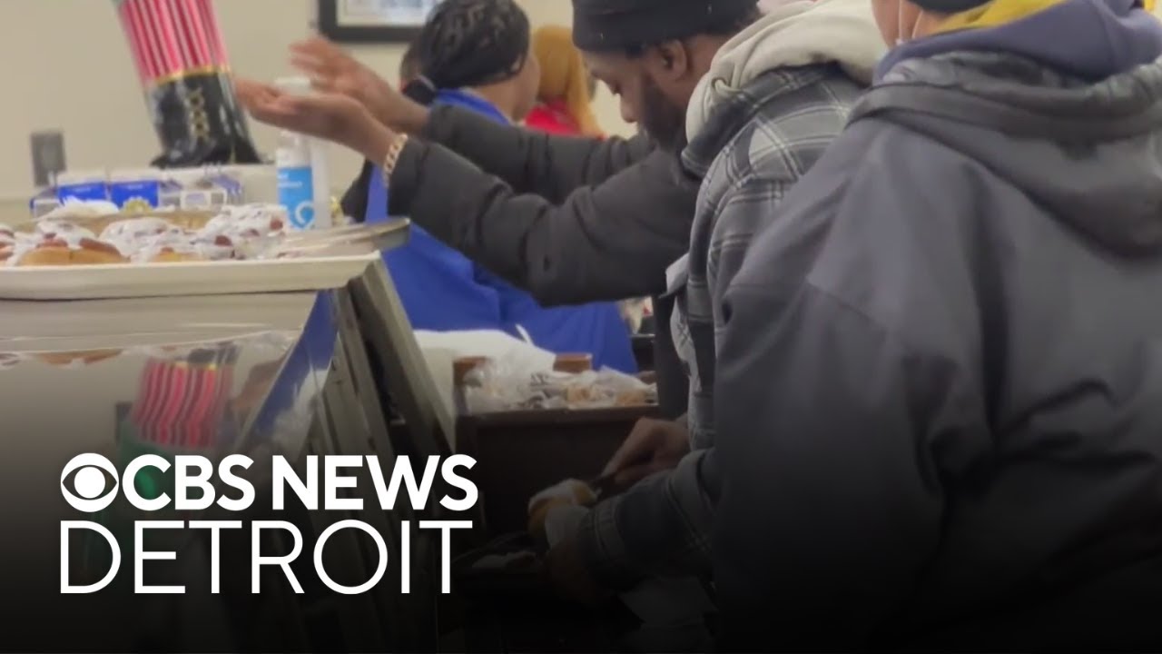 Capuchin Soup Kitchen in Detroit continuing mission on Christmas - YouTube