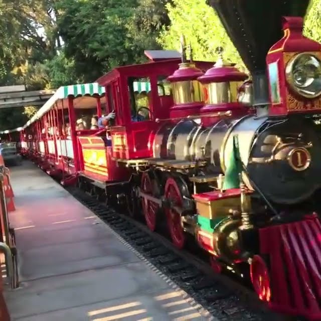 Disneyland Railroad CK Holliday # 1 - YouTube