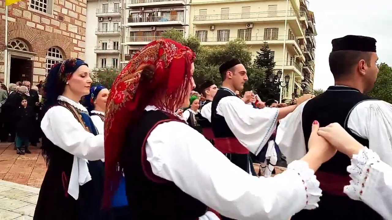 Βοϊακή Εστια Θεσσαλονικης εκκλησιασμος και χορος - YouTube