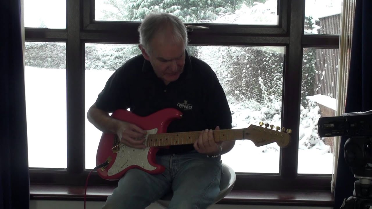 The Crying Game. Hank Marvin. Phil McGarrick - YouTube