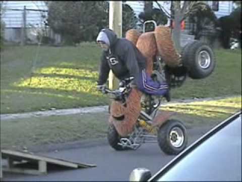 ATV STUNTS - CRAZY Stoppie on DS650 Quad - YouTube