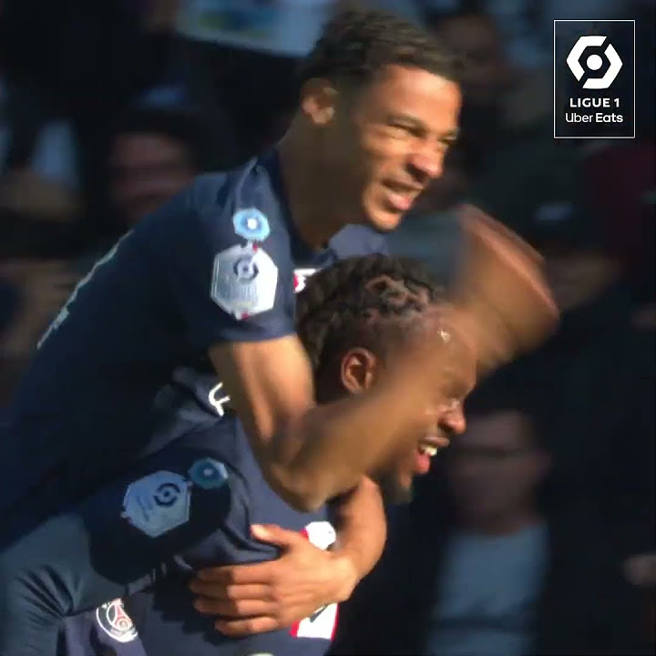 헤나투 산체스, 1전 2기 골⚽ #shorts [🇫🇷리그앙 15R/PSG vs 오셰르] - YouTube