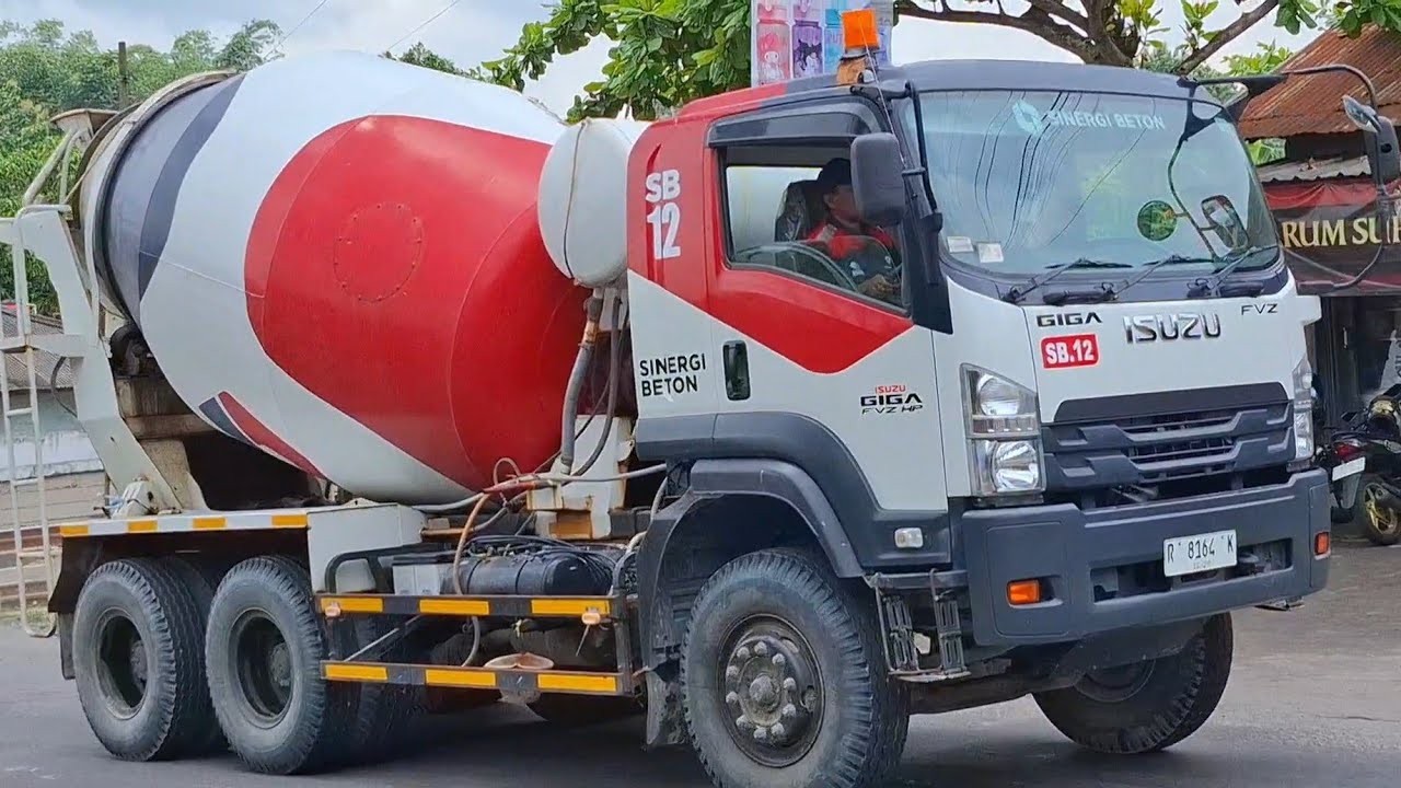 mobil truk tronton besar truck container truck tangki bbm pertamina ...