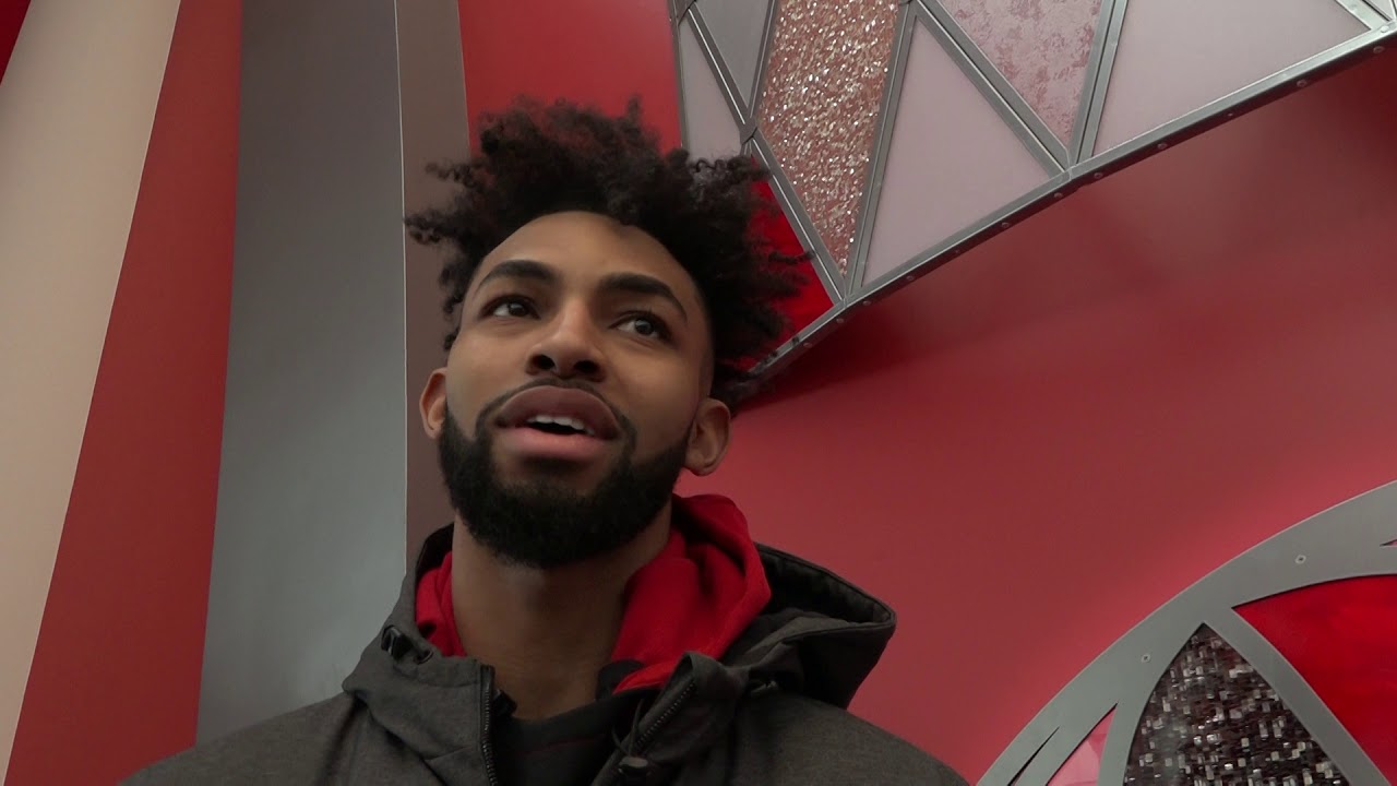 HOL HD: Isaac Copeland talks Senior Day - YouTube