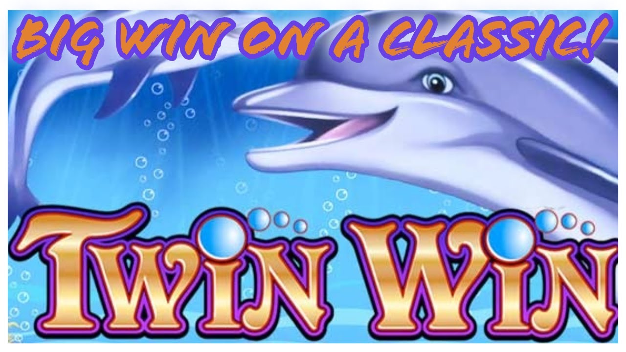Classic Win on a Classic Slot - 25 Year Old Twin Win Machine Pays Big - YouTube