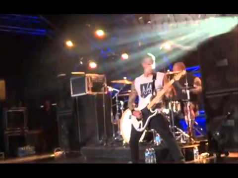 Throwdown - Intolerance - Album Review by RockAndMetalNewz - "In your face album!" - YouTube