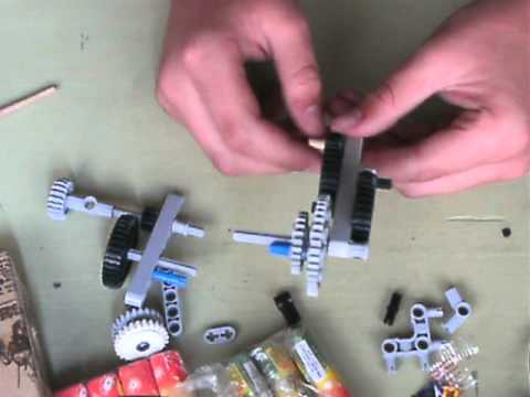slow spinning lego table (gears) - YouTube