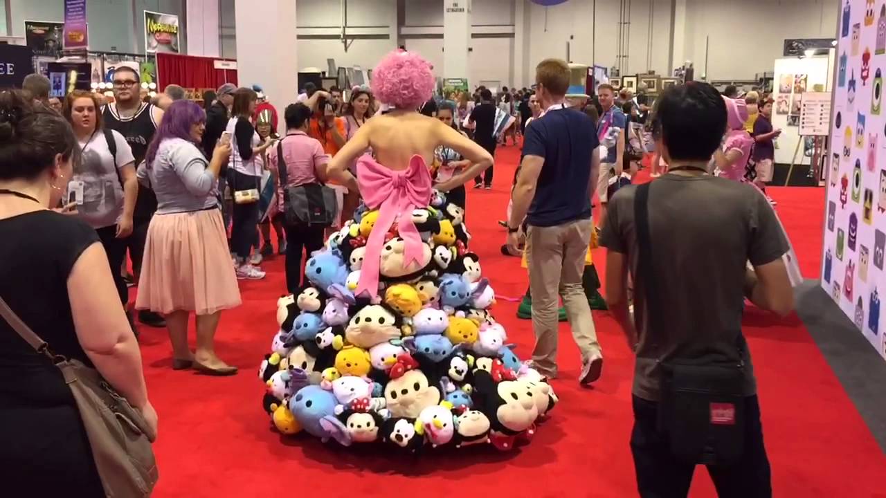Disney Tsum Tsum dress at D23 Expo 2015 - YouTube