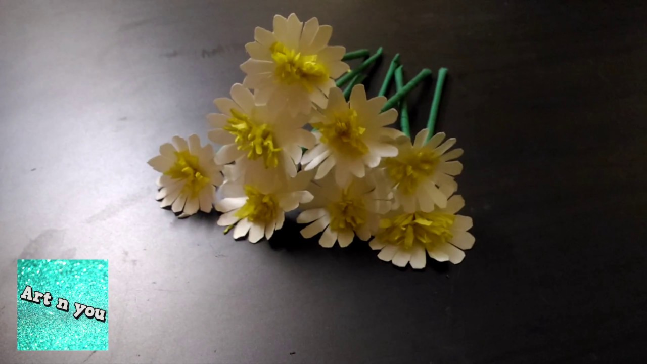 DIY: How to make Daisy paper flowers . - YouTube